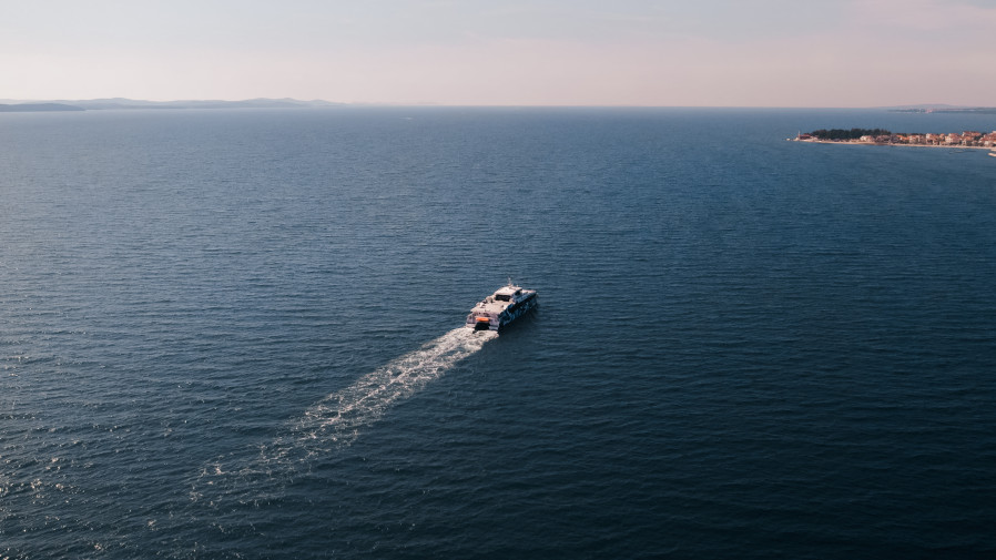 Od 1. kolovoza Kolovare plovi na liniji 9604 Ubli (Lastovo) - Vela Luka ...